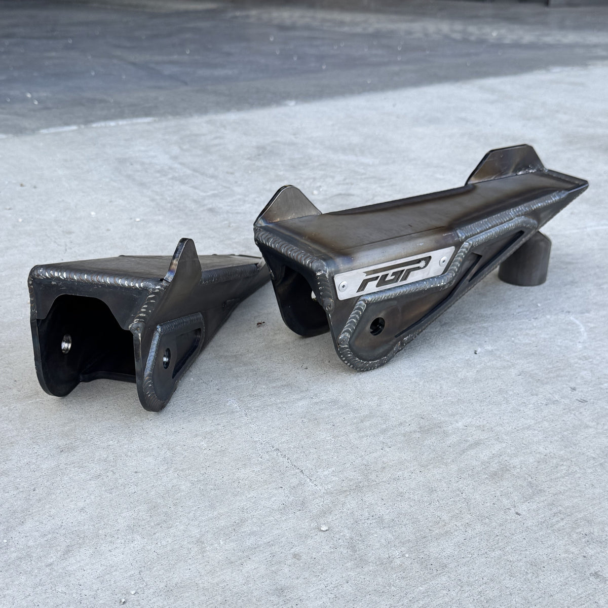 Universal Lower Link Mounts – Overland Expedition Outfitters